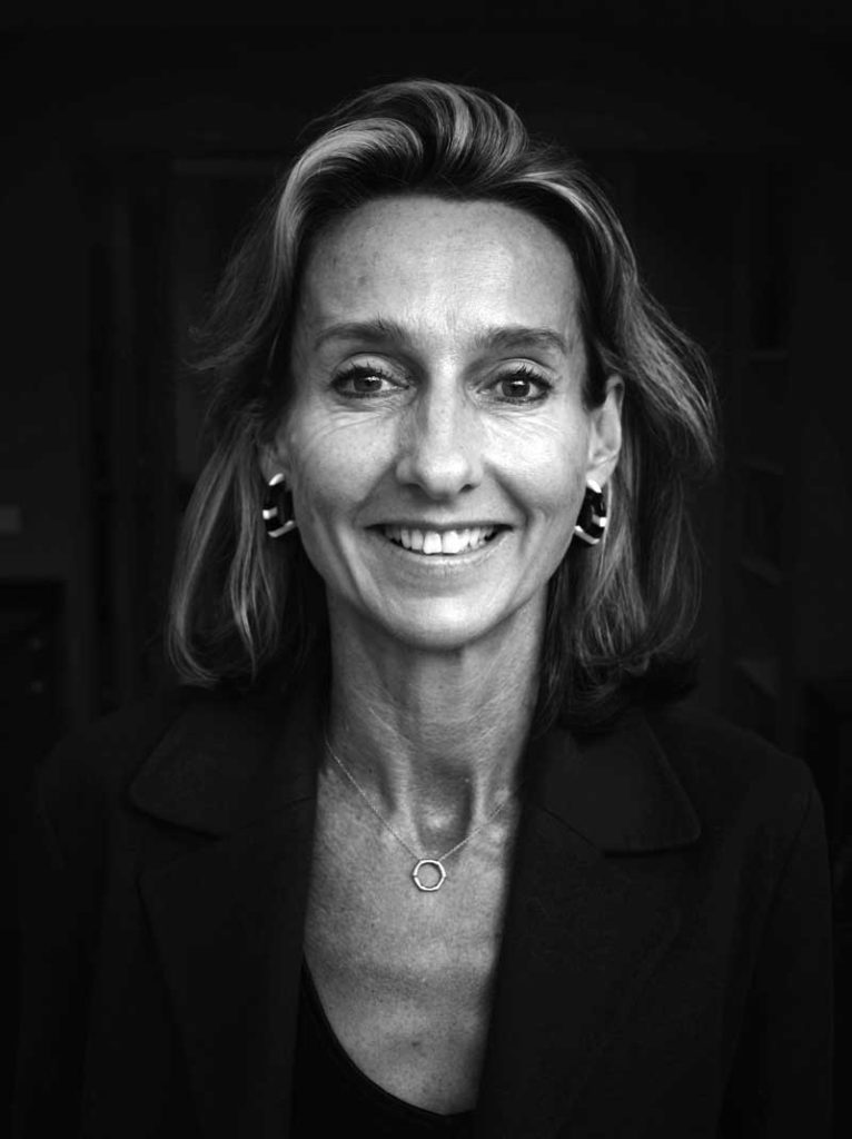 Daisy Waugh – Author and Tarot Aficionado