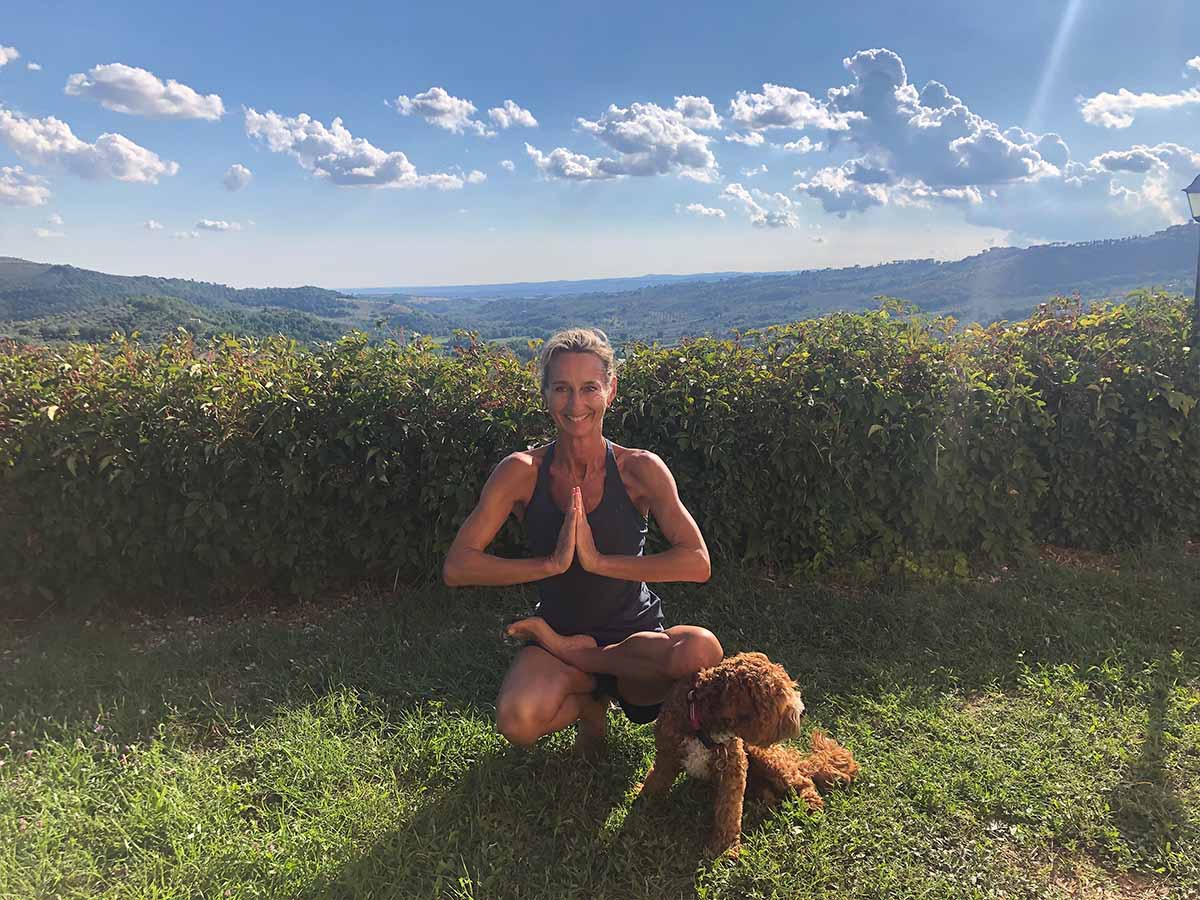 Yoga – Daisy Waugh